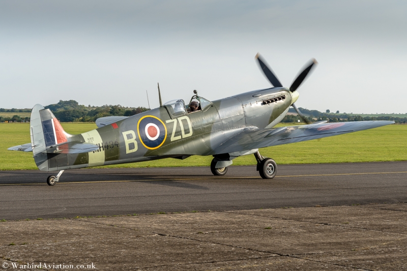 Supermarine Spitfire IX MH434 Merlin Aviation Ltd - Warbird Aviation